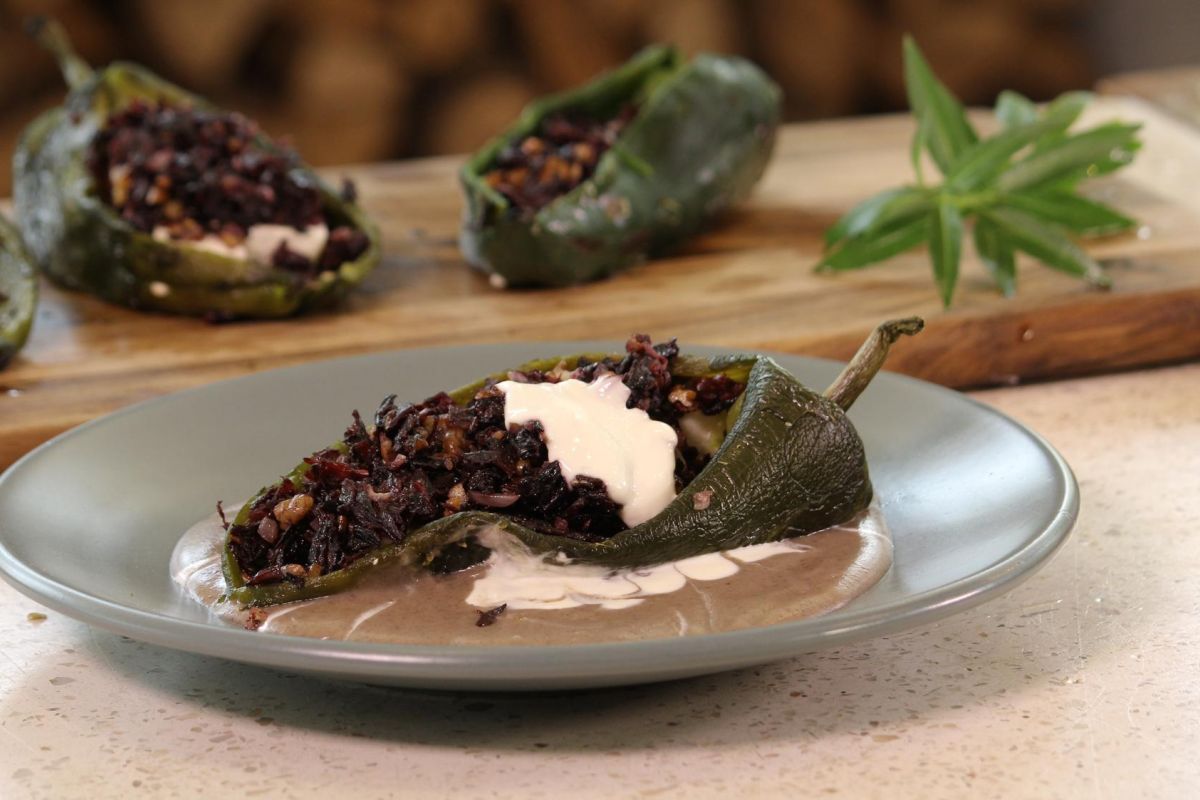 Chiles Poblanos Rellenos - El Gourmet